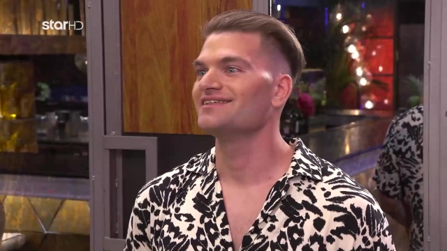 First Dates | Ο Σκανδιναβός Τάσος ήρθε με τα δώρα του! | Star TV