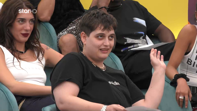 Fame Story | Έξαλλη η Andrew με τον διαχωρισμό αγοριών - κοριτσιών ...