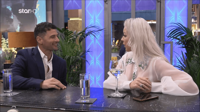 First Dates | Καρίνα: «Για εμένα κοντός είναι κόκκινη κάρτα» | Star TV